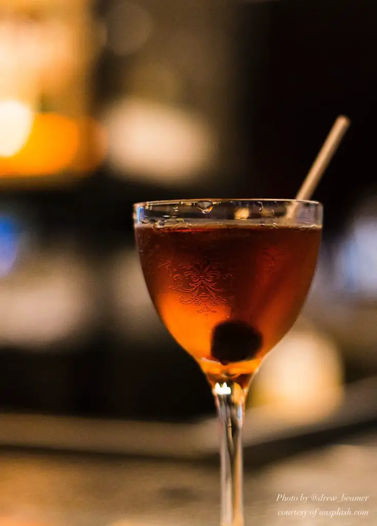 Bijou Cocktail Recipe — THE SHAKEN COCKTAIL