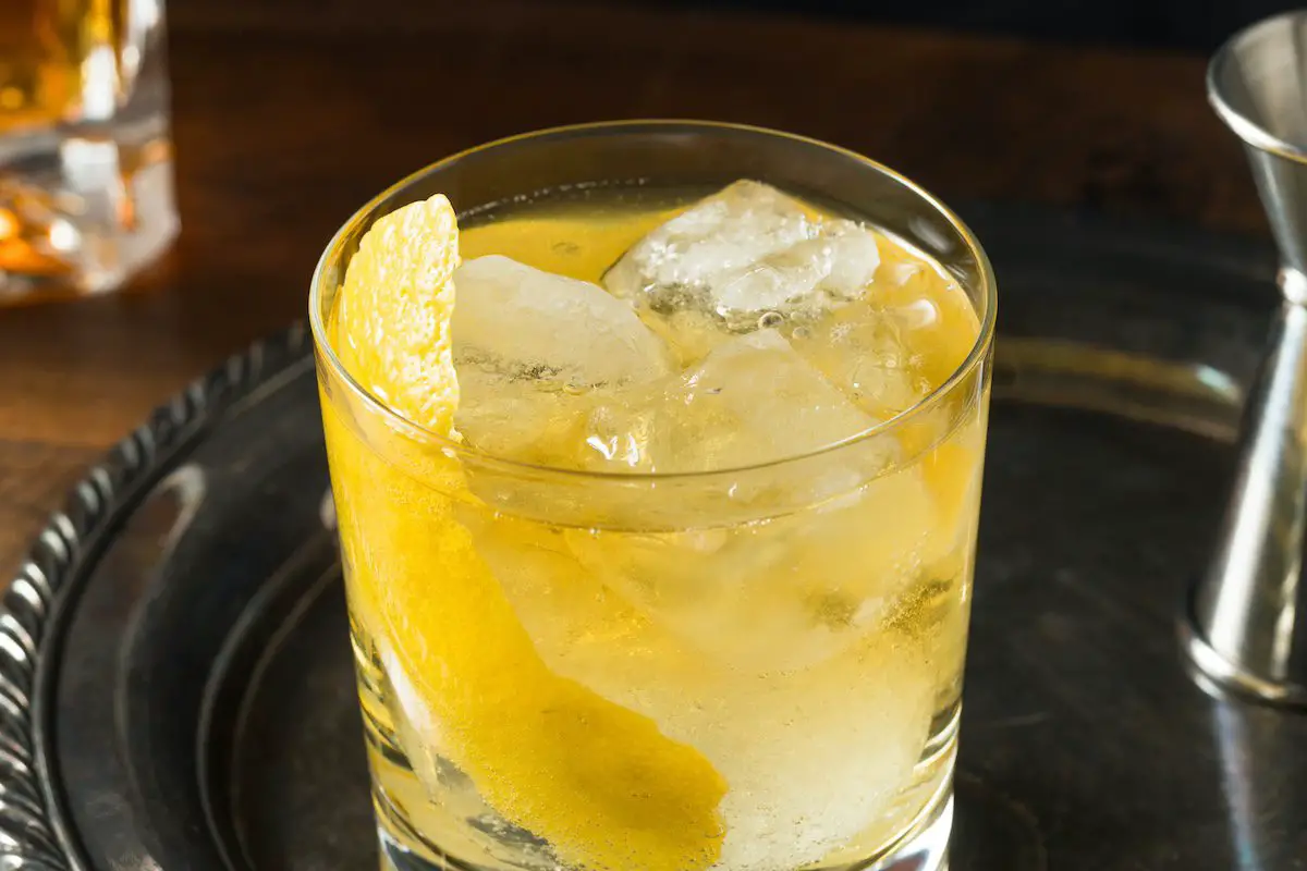 20 Revolutionary Modern Classic Cocktails — THE SHAKEN COCKTAIL