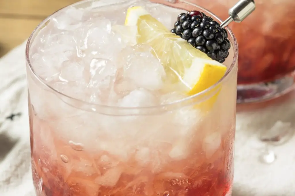 20 Revolutionary Modern Classic Cocktails — THE SHAKEN COCKTAIL