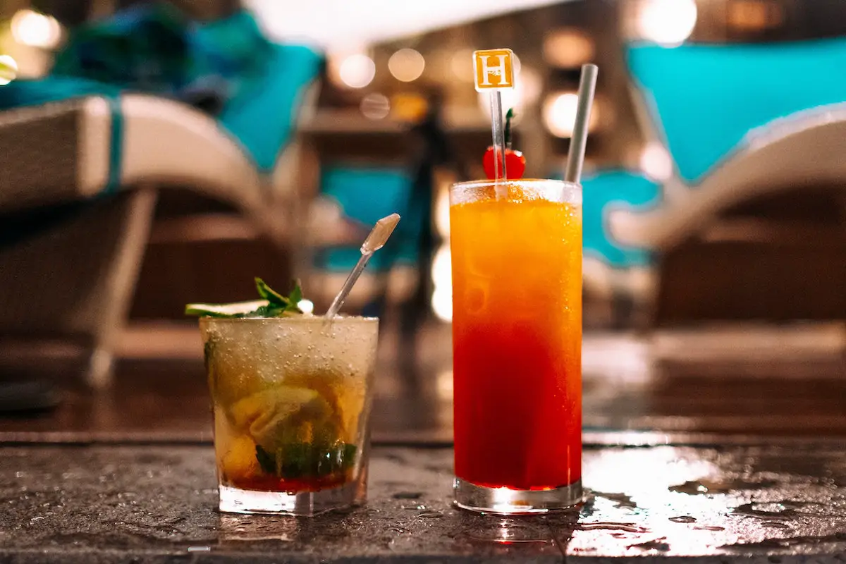 THE SHAKEN COCKTAIL — Craft. Create. Community.