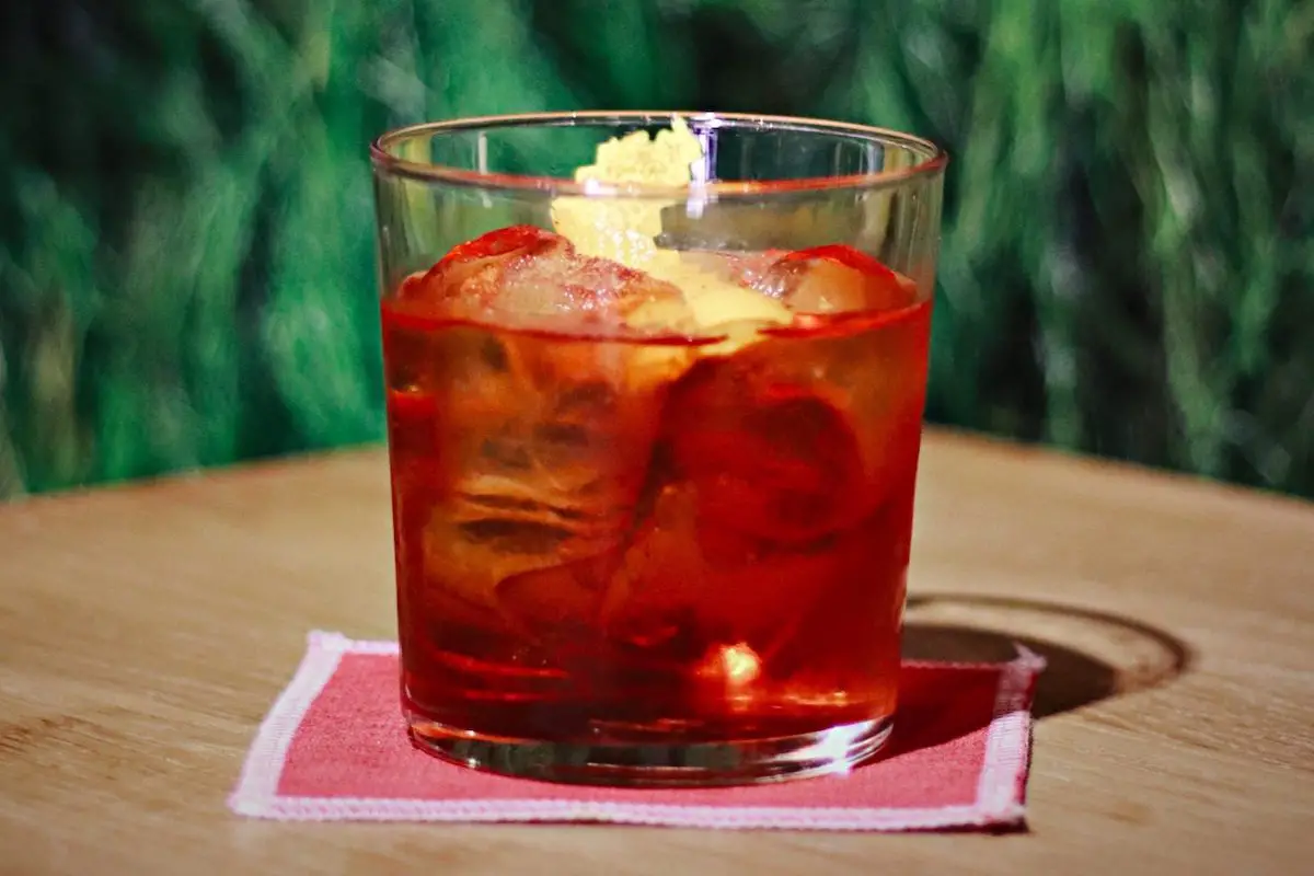 Toast To The Roaring 20s With These Prohibition Cocktails — The Shaken Cocktail