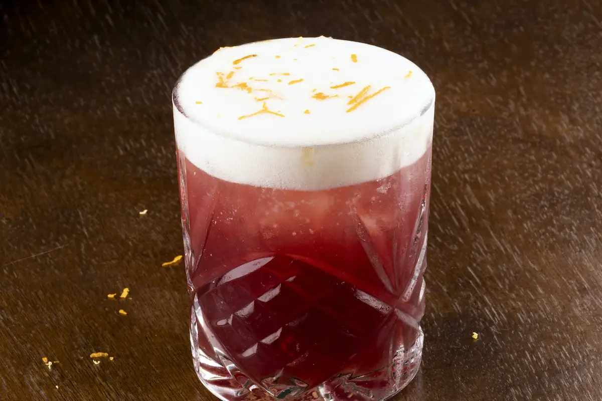 Raise A Glass With These 12 Easy & Low-Alcohol Cocktails — THE SHAKEN ...