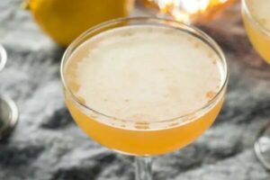 Toast To The Roaring 20s With These Prohibition Cocktails — THE SHAKEN ...