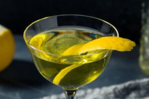 13 Chartreuse Cocktails, Its History And How To Use It — THE SHAKEN ...