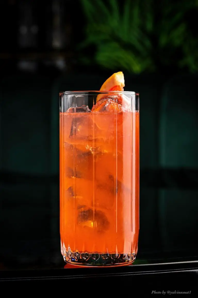 Two-One-Two (212) Cocktail Recipe — THE SHAKEN COCKTAIL