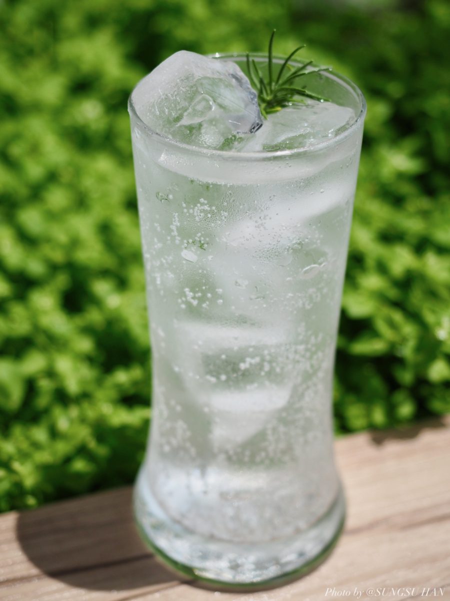 On The Med Cocktail Recipe — THE SHAKEN COCKTAIL