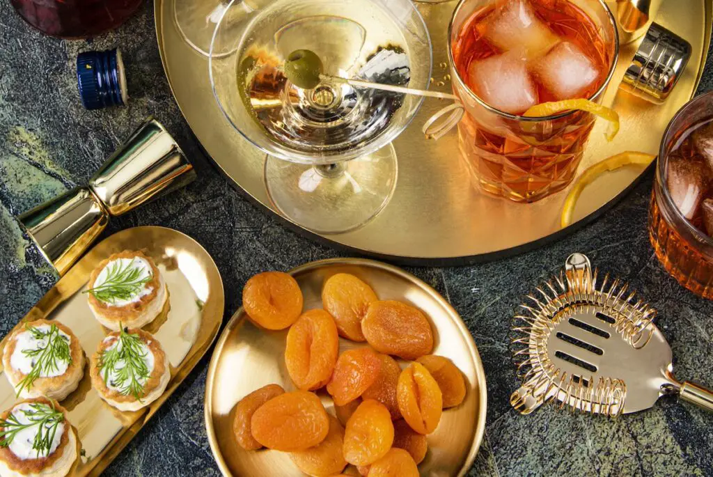 Sip, Savor, And Socialize: Your Ultimate Guide To Hosting Cocktail ...